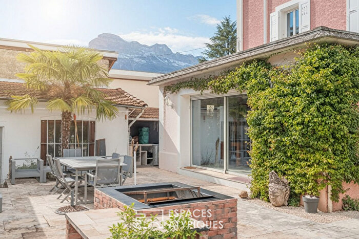 Maison à vendre - Villard-Bonnot - 9 pièces - 6 chambres