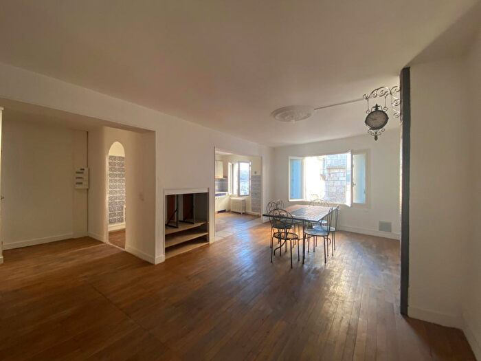 Maison à louer - Châteauroux, Centre-ville, Les Marins - 4 pièces - 3 chambres