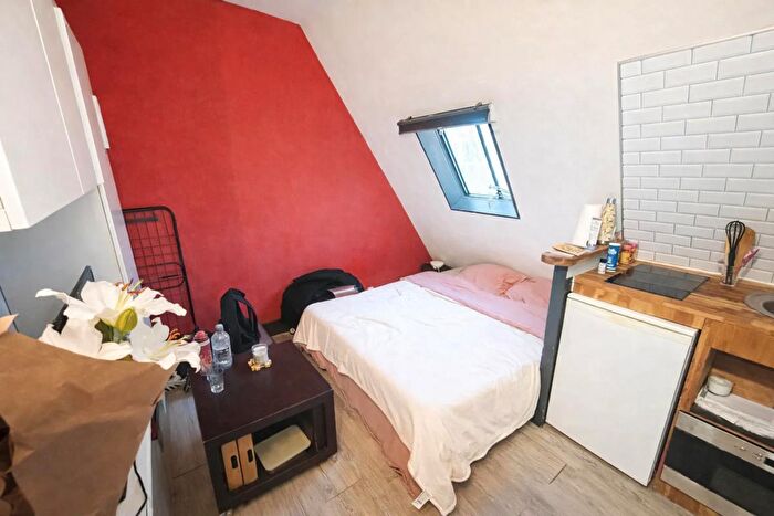 Appartement à vendre - Paris e , Montmartre, Sacré Coeur, Abbesses - 1 pièce