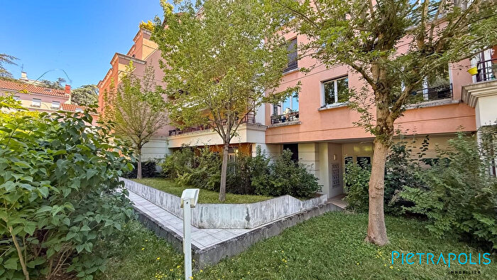 Appartement à vendre - Lyon e , Croix Rousse Ouest - 3 pièces - 2 chambres