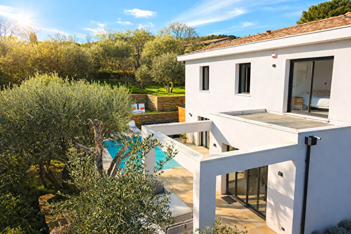 Maison à vendre - Marseille e  - 4 pièces - 3 chambres