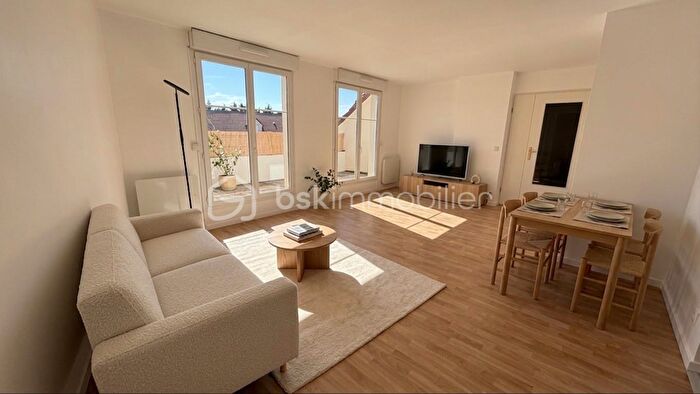 Appartement 4 pièces à Trappes, Centre-ville, Jaurès, Gare, à vendre