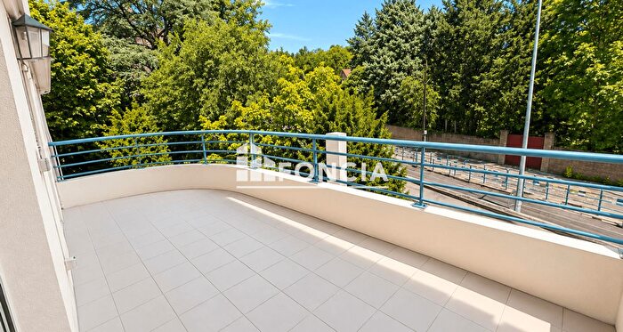 Appartement 2 pièces à Neuville-sur-Saône, à vendre