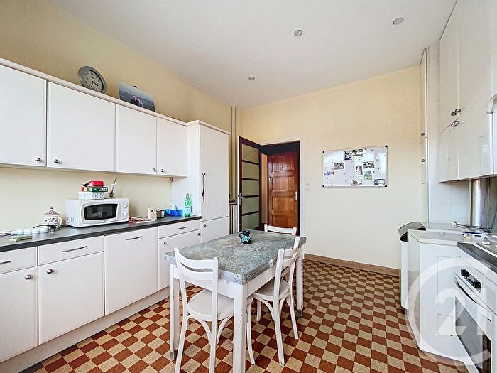 Maison à vendre - Saint-Girons - 9 pièces - 4 chambres