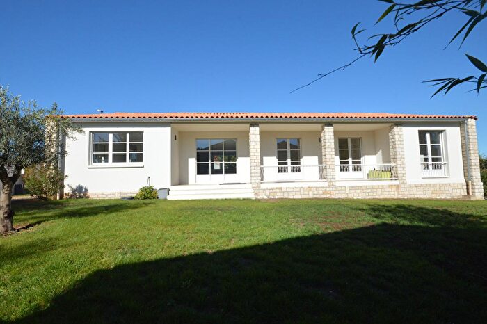 Sainte-Soulle - Maison 7 pièces à vendre