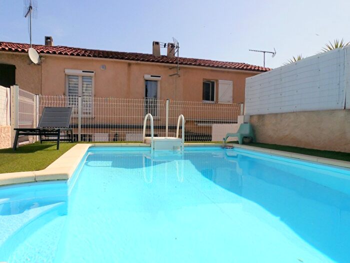 Maisons à vendre et appartements à louer - 1