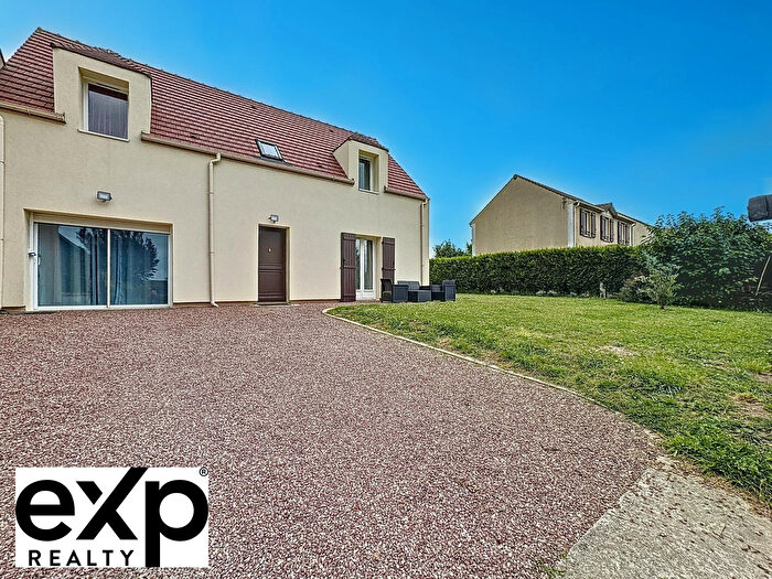 Maison à vendre - Étrépagny - 6 pièces - 5 chambres