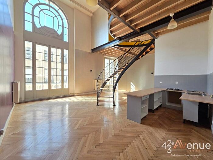 Saint-Étienne, Centre-ville, Peuple, Chavanelle - Appartement 5 pièces à vendre