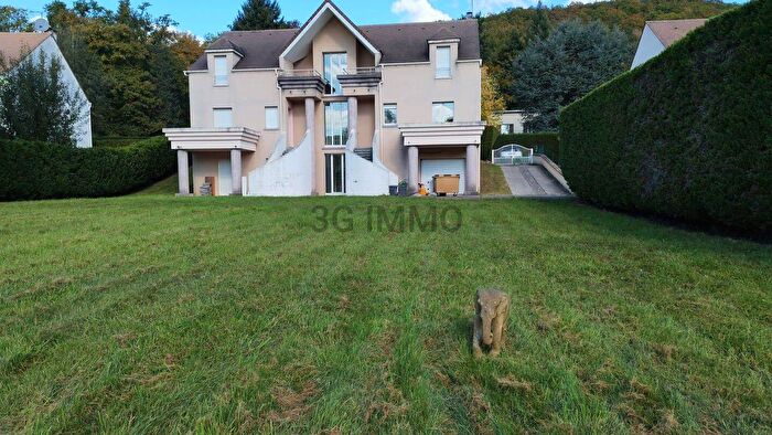 Maison à louer - Nord Yvette, Saint-Rémy-lès-Chevreuse - 8 pièces - 5 chambres