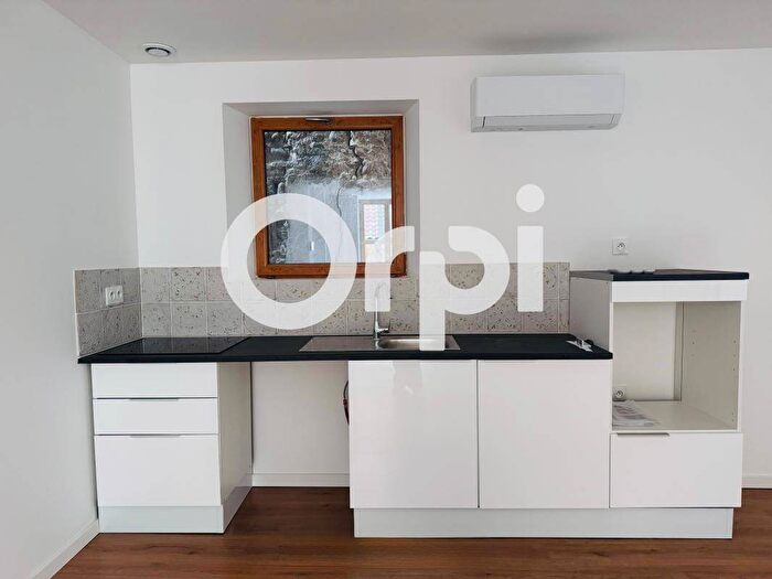 Appartement à louer - Beaurepaire - 3 pièces - 2 chambres