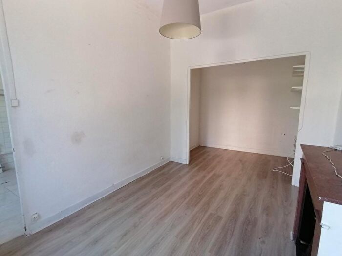 Appartement à louer - Oullins, Centre-ville - 1 pièce