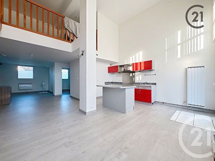 Appartement à louer - Sens, Saint-Paul, Moulin à Tan - 4 pièces - 3 chambres