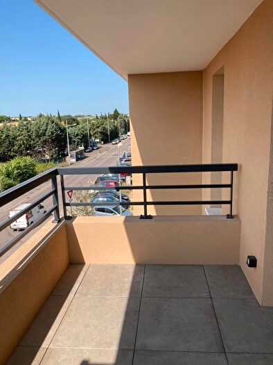 Appartement à louer - Arles, Trébon - 2 pièces - 1 chambre