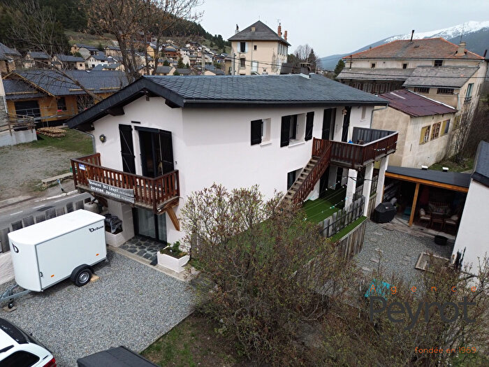 Maison à vendre - Formiguères - 5 pièces - 4 chambres