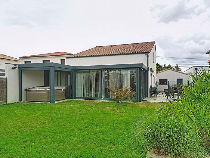 Maison 6 pièces à vendre à Les Sorinières