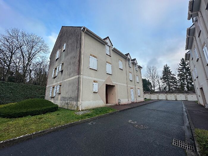 Appartement à louer - Saint-Pierre-lès-Nemours - 3 pièces - 2 chambres