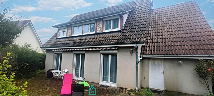 Maison à vendre - Le Bosc-Roger-en-Roumois - 4 pièces - 3 chambres