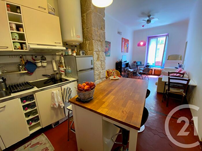 Appartement 2 pièces à Nice, Acropolis, République, à louer