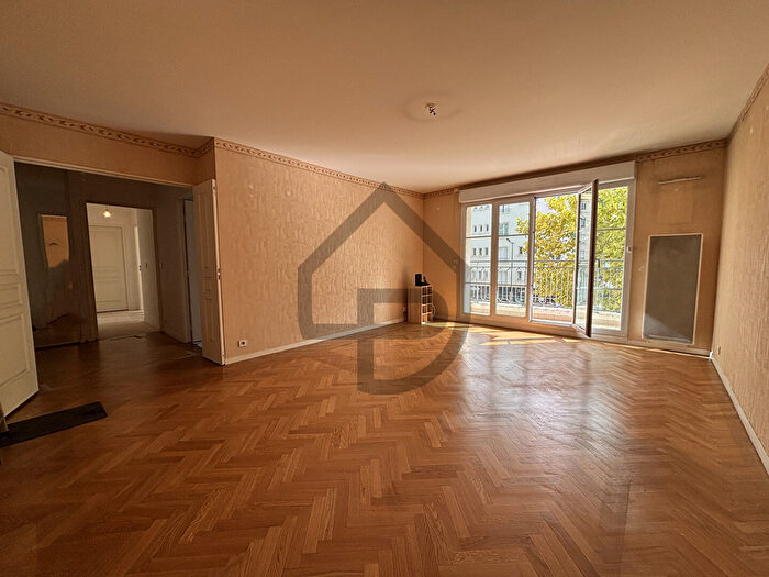 Appartement à vendre - Rueil-Malmaison, Coeur de Ville - 3 pièces - 2 chambres