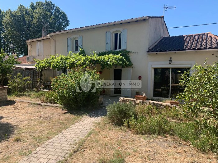 Maison 4 pièces à Arles, Trinquetaille, à vendre