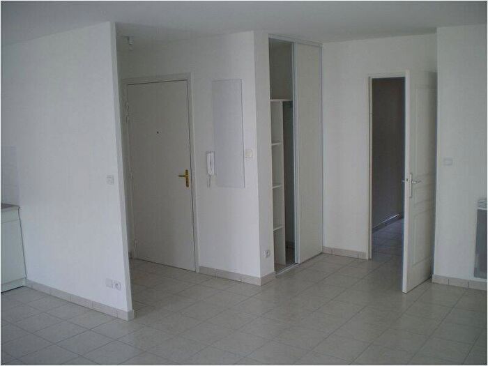 Minimes, Toulouse : Appartement 2 pièces à louer