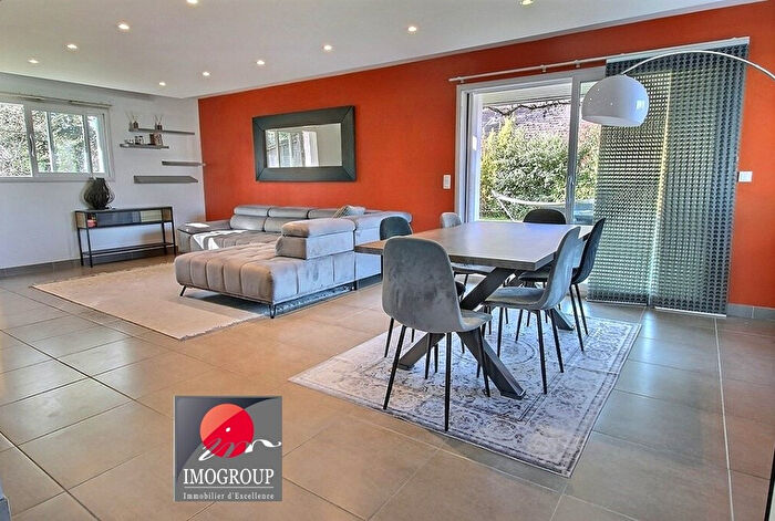 Maison 5 pièces à Margencel, à vendre