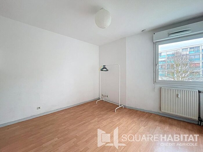 Quartiers Nord-Est, Les Longs Champs : Appartement 1 pièce à louer