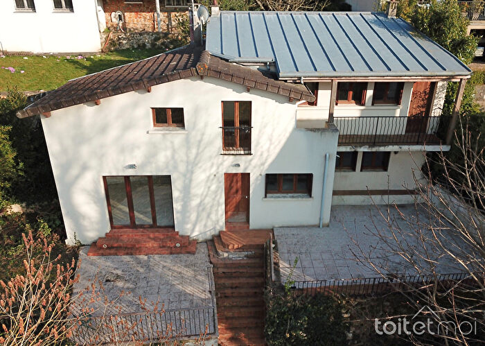 Maison à vendre - Saint-Rémy-lès-Chevreuse - 5 pièces - 3 chambres