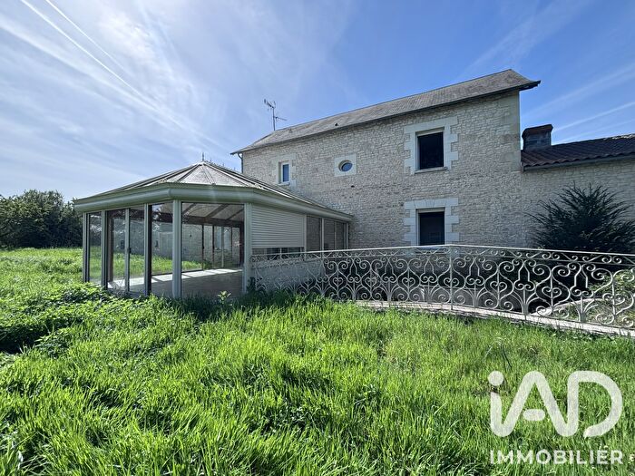 Maison 8 pièces à Ceaux-en-Loudun, à vendre