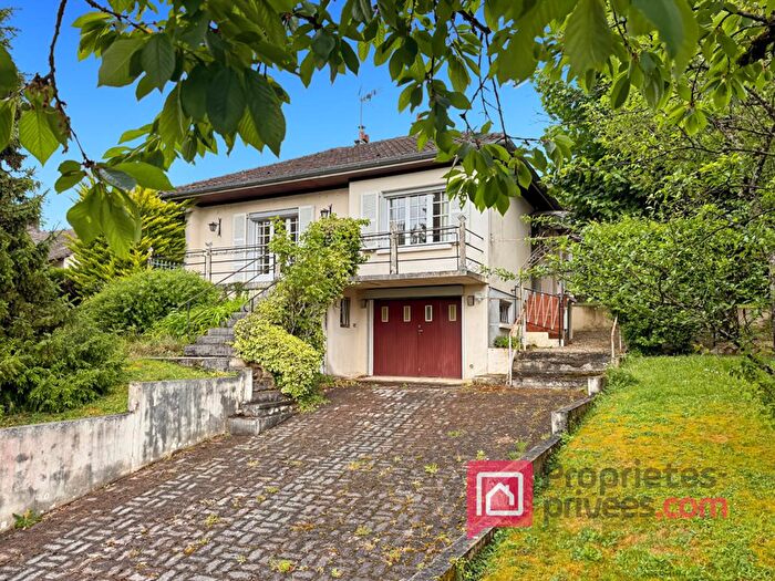 Maison 5 pièces à Bar-sur-Seine, à vendre