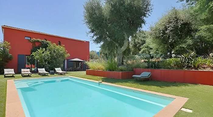 Maison à vendre - Grimaud - 7 pièces - 5 chambres