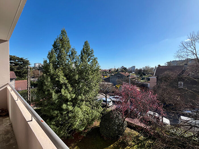 Appartement à vendre - Vénissieux, Parilly - 4 pièces - 3 chambres