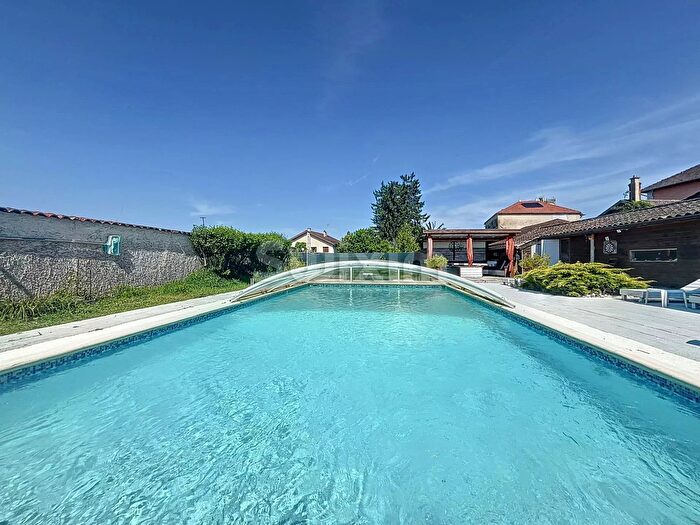 Maison à vendre - Villars-les-Dombes - 14 pièces - 9 chambres