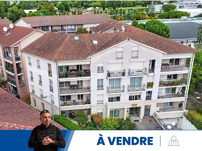 Saint-Romain-en-Gal : Appartement 4 pièces à vendre