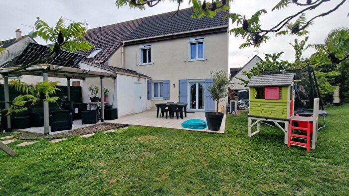 Maison à vendre - Fleury-les-Aubrais, Lignerolles, Jabotte, Hartière, Bicharderies, Herveline - 5 pièces - 4 chambres