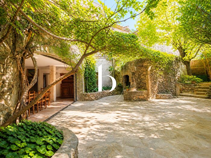 Maison à vendre - Molières-sur-Cèze - 8 pièces - 5 chambres