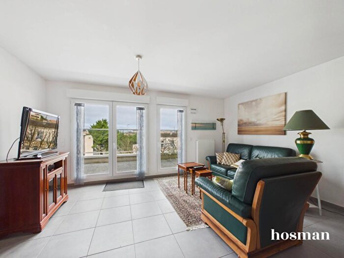 Appartement à vendre - Mérignac, Saint-Augustin - 4 pièces - 3 chambres