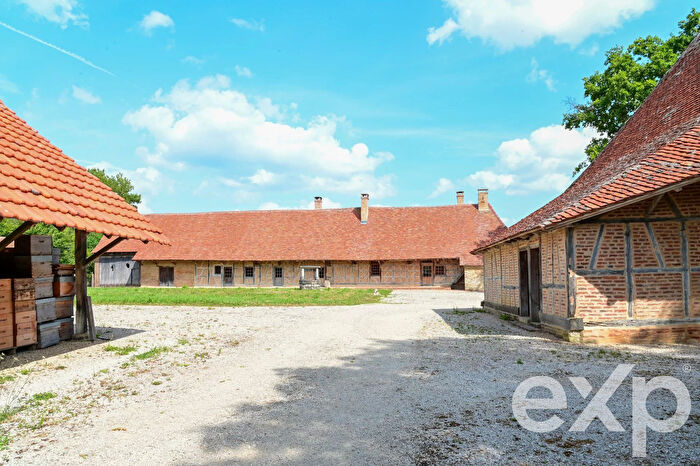 Maison à vendre - Saint-Germain-du-Bois - 8 pièces - 5 chambres