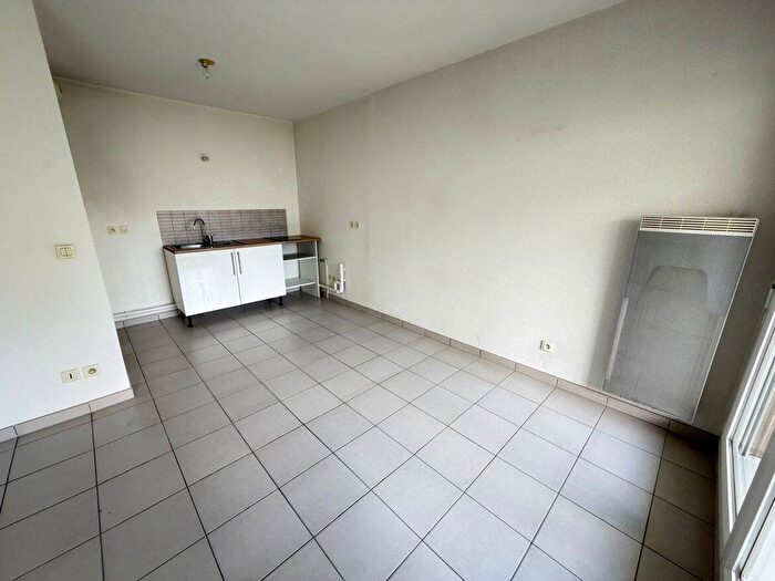 Ouest, Belleville-en-Beaujolais - Appartement 2 pièces à louer