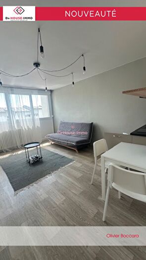 Appartement à louer - Niort, Sainte-Pezenne - 1 pièce