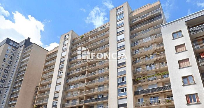 Centre Ville, Rosny-sous-Bois - Appartement 1 pièce à louer