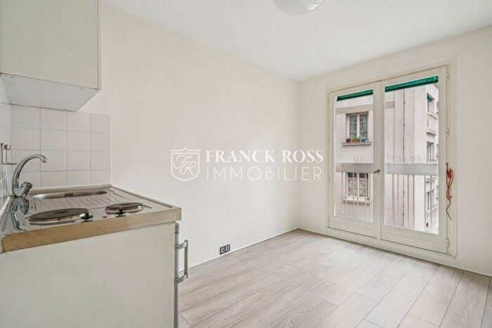 Appartement à louer - La Plaine des Sablons, Neuilly-sur-Seine - 1 pièce