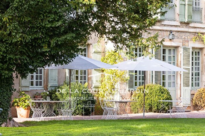 Maison à vendre - Givry - 15 pièces - 8 chambres