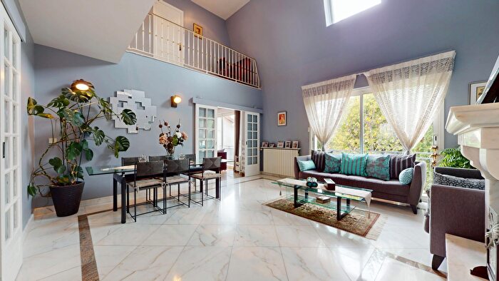 Maison à vendre - Ormesson-sur-Marne - 7 pièces - 4 chambres