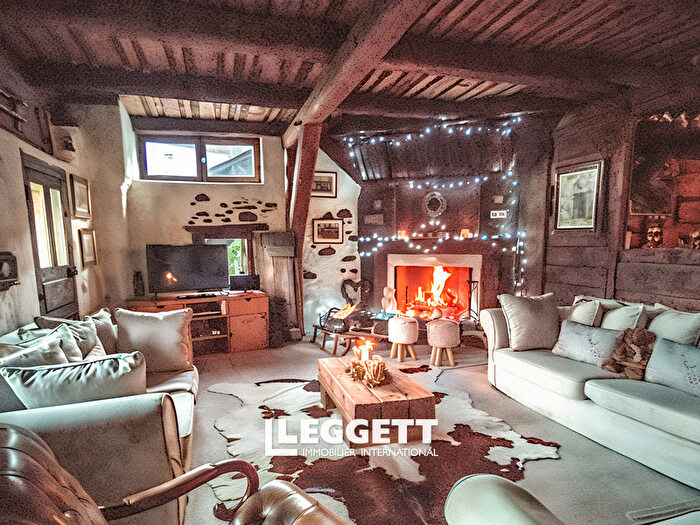 Maison à vendre - Puy-Saint-Pierre - 13 pièces - 5 chambres