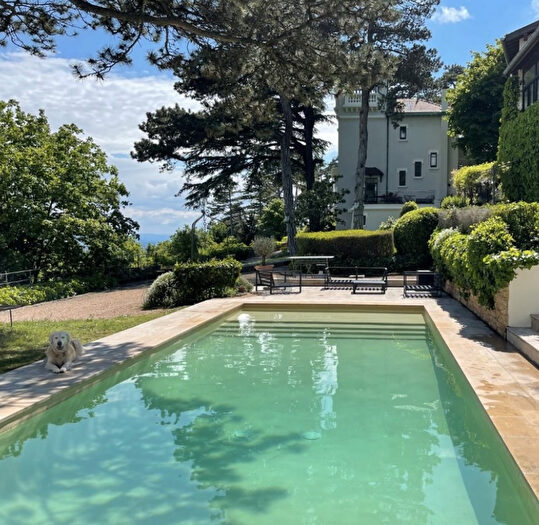 Maison à vendre - Saint-Cyr-au-Mont-dOr - 7 pièces - 5 chambres