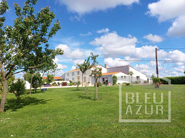 Maison à vendre - Luçon - 8 pièces - 4 chambres