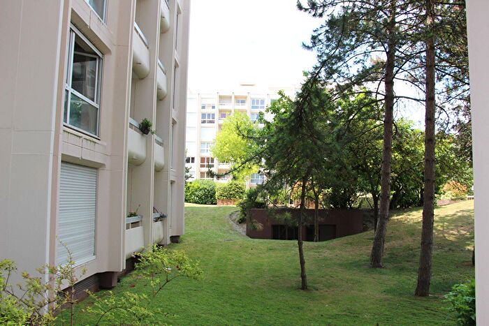 Europe-Maupassant, Chatou : Appartement 2 pièces à louer