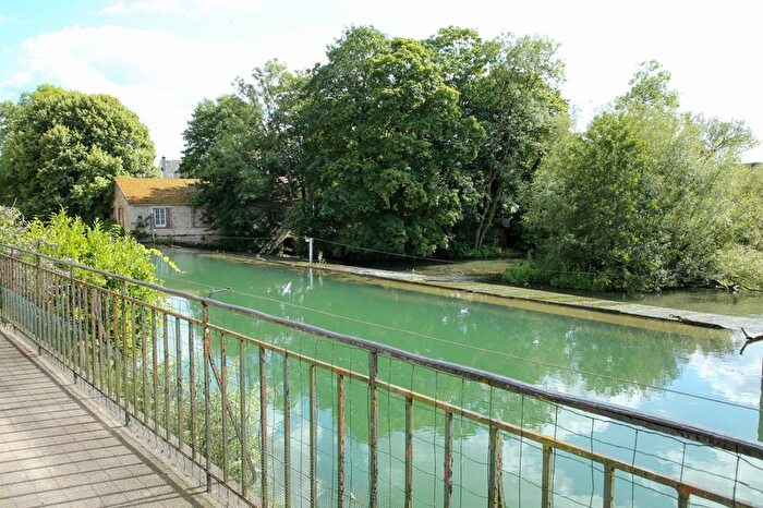 Maison à vendre - Dun-sur-Meuse - 8 pièces - 4 chambres