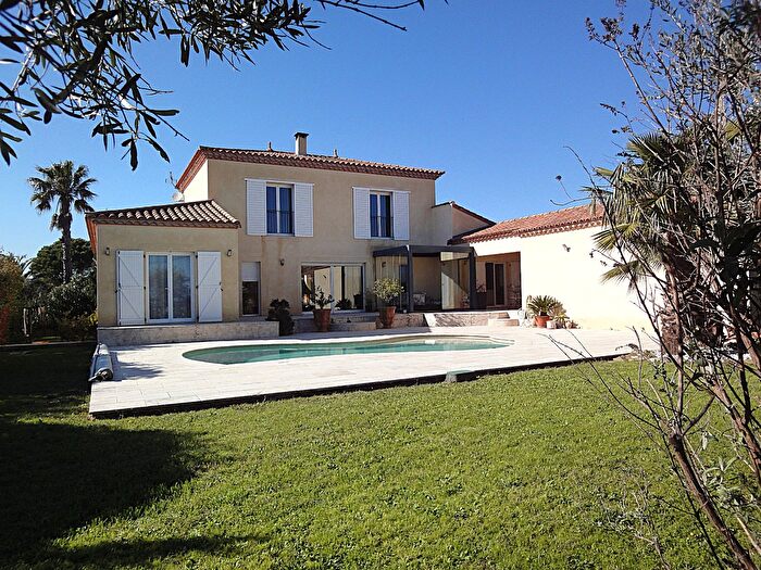 Maison à vendre - Autignac - 5 pièces - 4 chambres